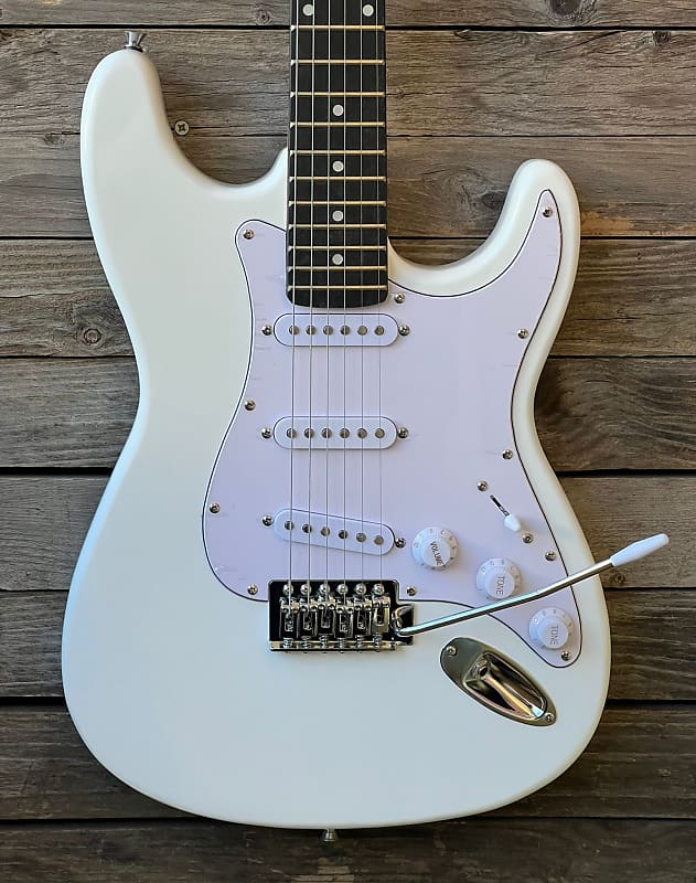 Electric guitar Stratocaster Vision White New | Reverb