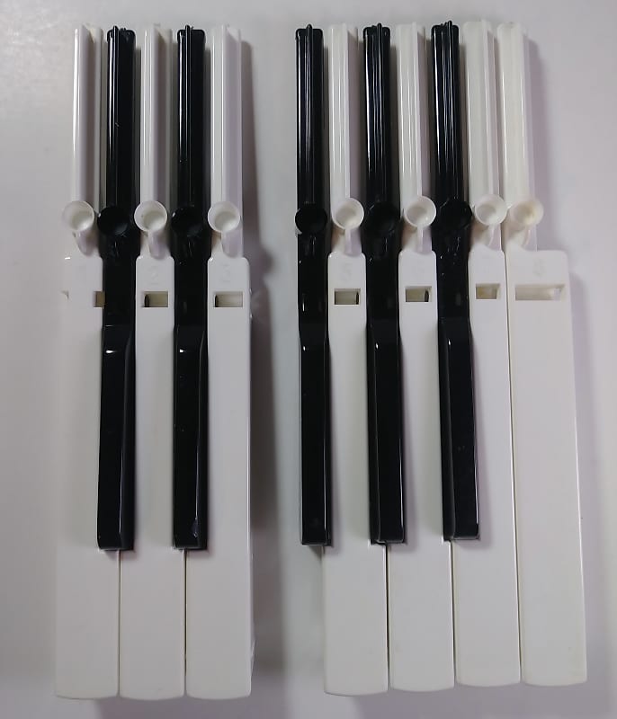 Magnus / Lot of 12 Magnus Chord Organ Replacement Keys | Reverb