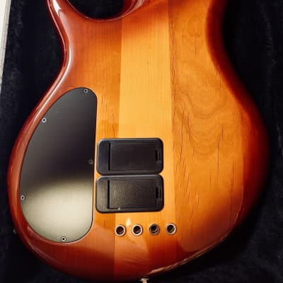 Carvin Icon Bass Guitar w/Piezo Electronics & Flamed Maple | Reverb