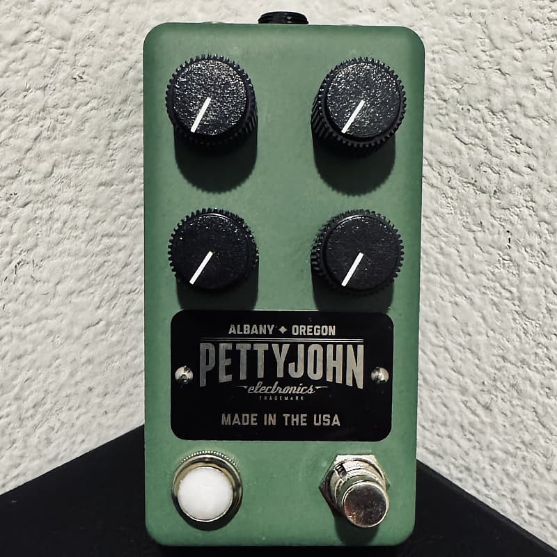 Pettyjohn Electronics Moss (Emerson Cap Mod) - Soft Clip Fuzz | Reverb