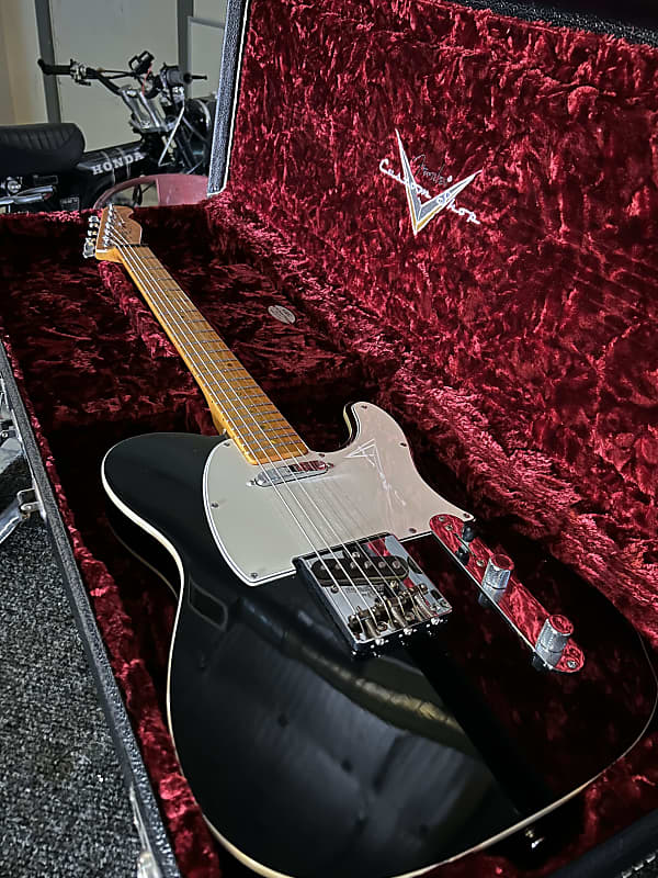 Fender Telecaster 2017 - Double bound black | Reverb