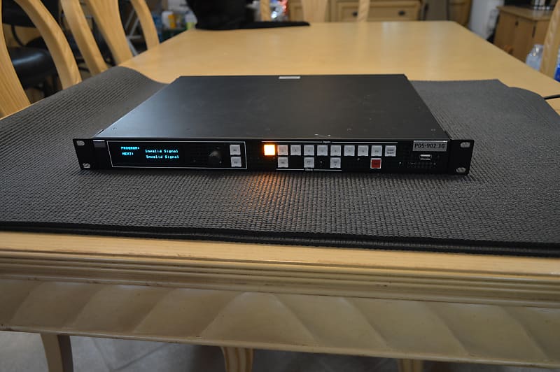 Barco PDS-902 3G Video Switcher 2000's - Black | Reverb