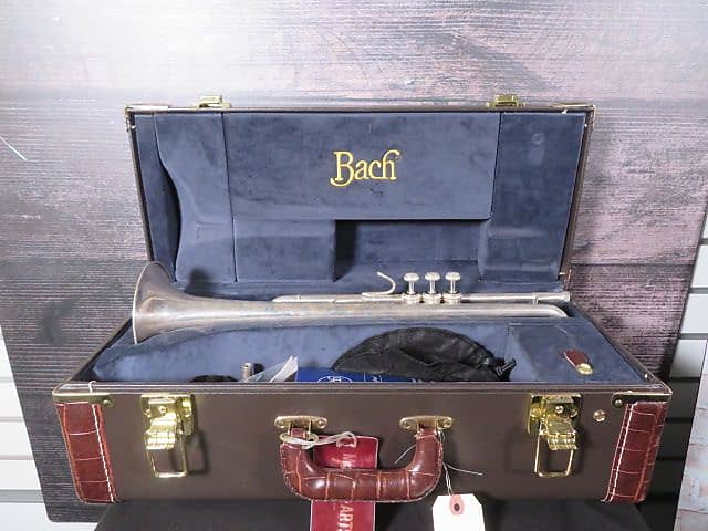 Bach Bach Stradivarius Model 43 Trumpet (Buffalo Grove, IL) | Reverb