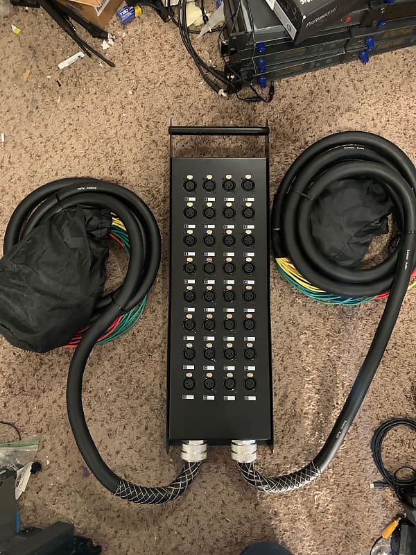 Seismic Audio SATSS-32x1515 32 Channel Send Splitter Cable | Reverb