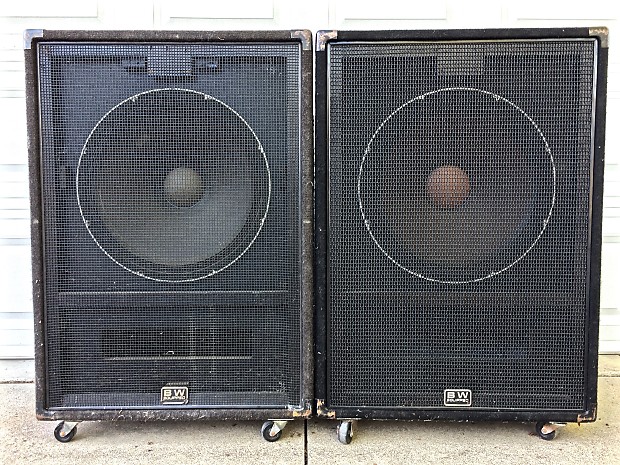 Peavey Peavey 118 Subwoofers with Black Widow Speakers Black | Reverb