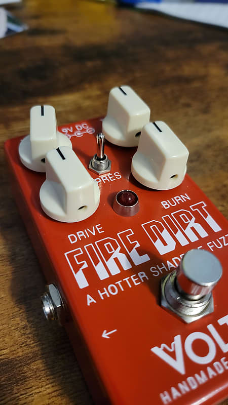 Volta Custom Fire Dirt Fuzz - Handmade in Italy | Reverb