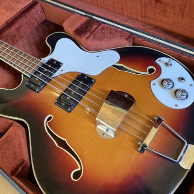Mosrite Celebrity II Bass 1967 - Sunburst | Reverb
