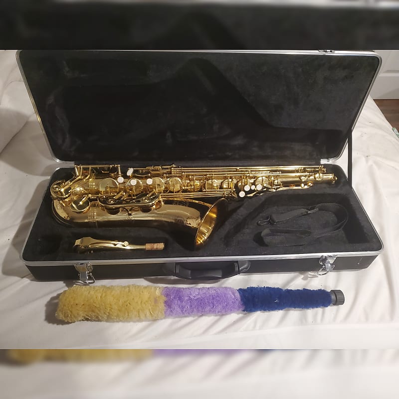 Blessing Tenor Saxophone with Case and Stand | Reverb