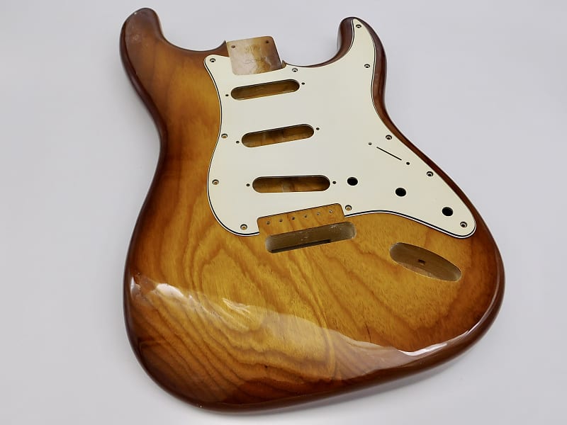 3lbs 14oz BloomDoom Nitro Lacquer Aged Relic Honeyburst | Reverb