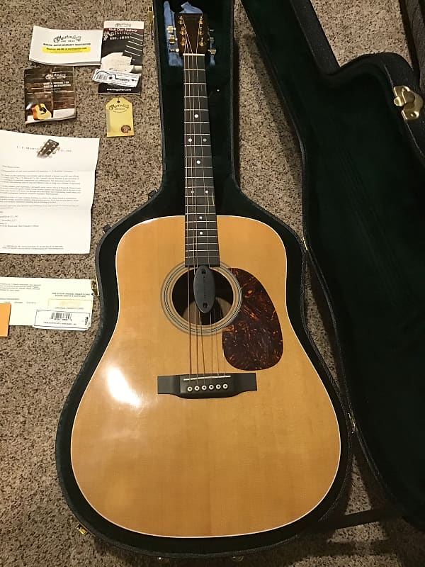 Martin MMV Custom Nitrocellulose lacquer | Reverb