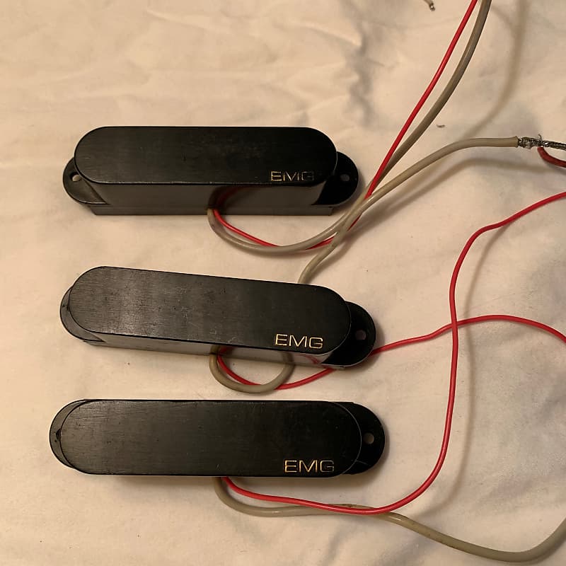 EMG Strat SA Gold Logo Pickups 1979 Black | Reverb
