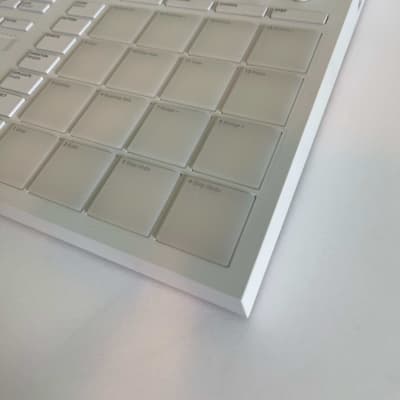 ABOUT TO TAKE DOWN AND KEEP - Native Instruments Maschine MK3 | Reverb