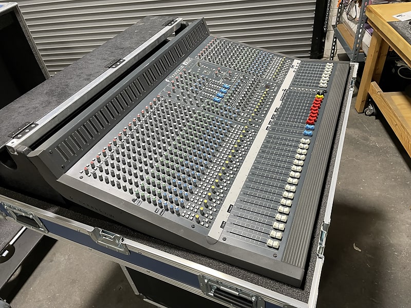 Soundcraft Series TWO 24-Channel Mixing Console 2003 - Grey | Reverb