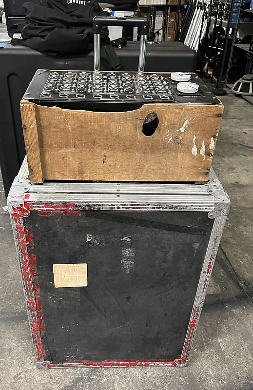 Generic 32 Channel / 100ft / Split Snake with Carry Case | Reverb