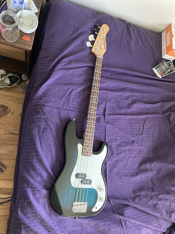 Huntington P Bass Blue Sunburst | Reverb