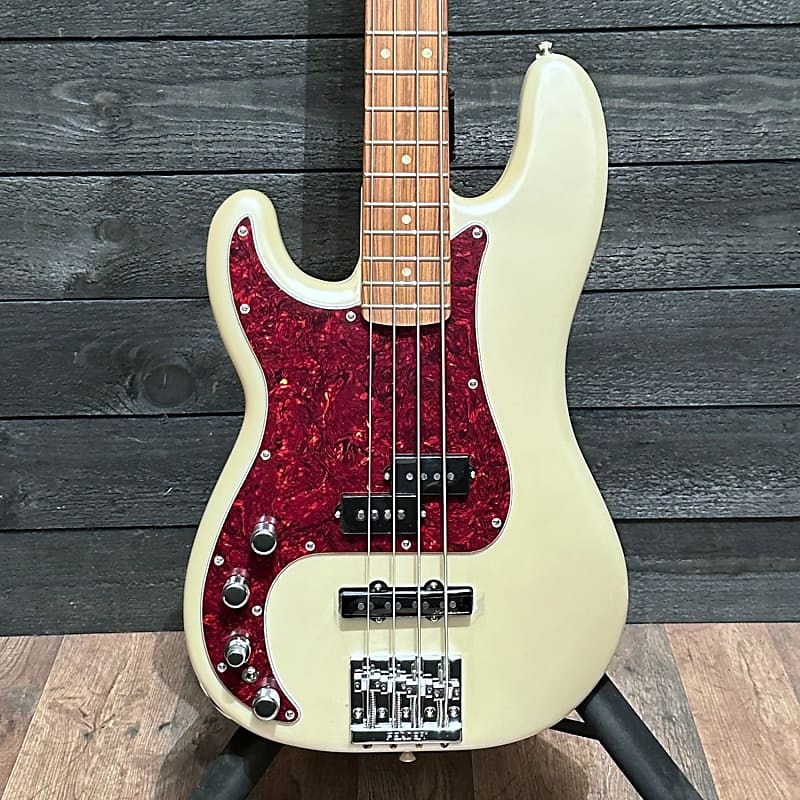 Fender Player Plus Precision P Bass LH Left Handed 4 String | Reverb