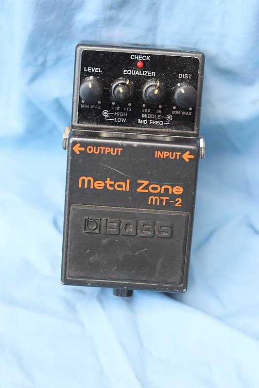 Boss MT-2 Metal Zone (Silver Label) 1991 - Present - Black | Reverb