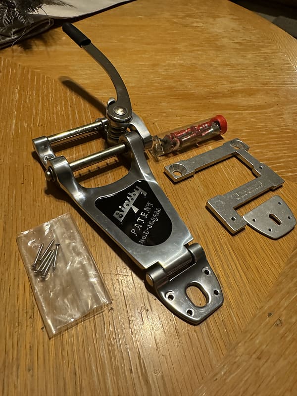 Bigsby B7 Tailpiece with Vibramate V7 335 E Series 8.0 | Reverb