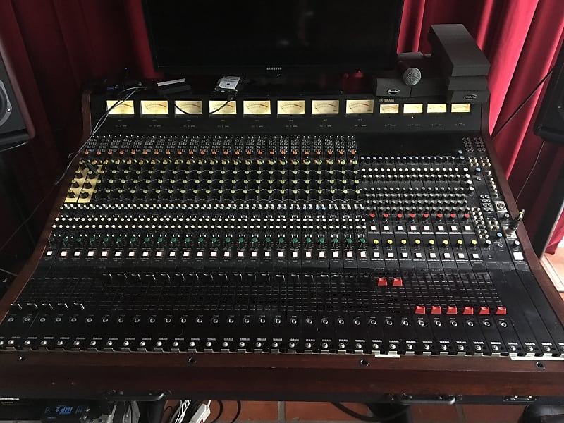 Yamaha PM2000 24x8 Console 1970s | Reverb