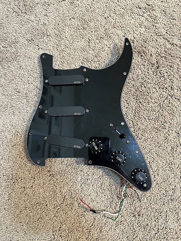 EMG SA loaded pickguard black Stratocaster SSS active | Reverb