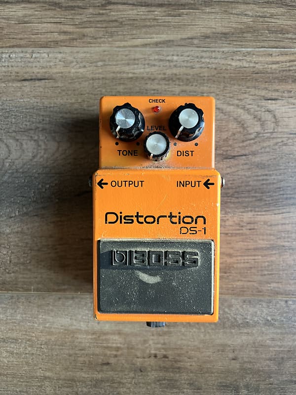 Boss DS-1 Distortion (Silver Label) 1994 - Present - Orange | Reverb