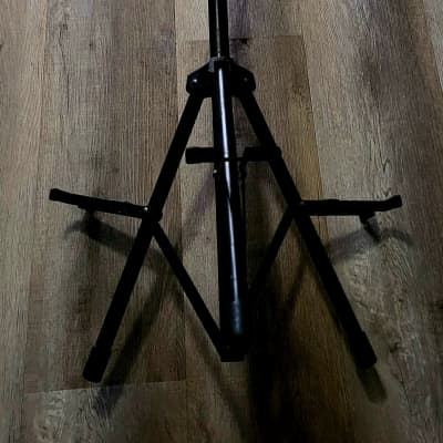 6 guitar tree stand | Reverb