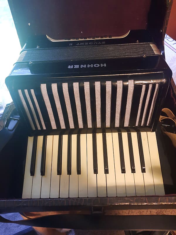 Hohner Student II accordion 1960s or 1970s - Ebony | Reverb