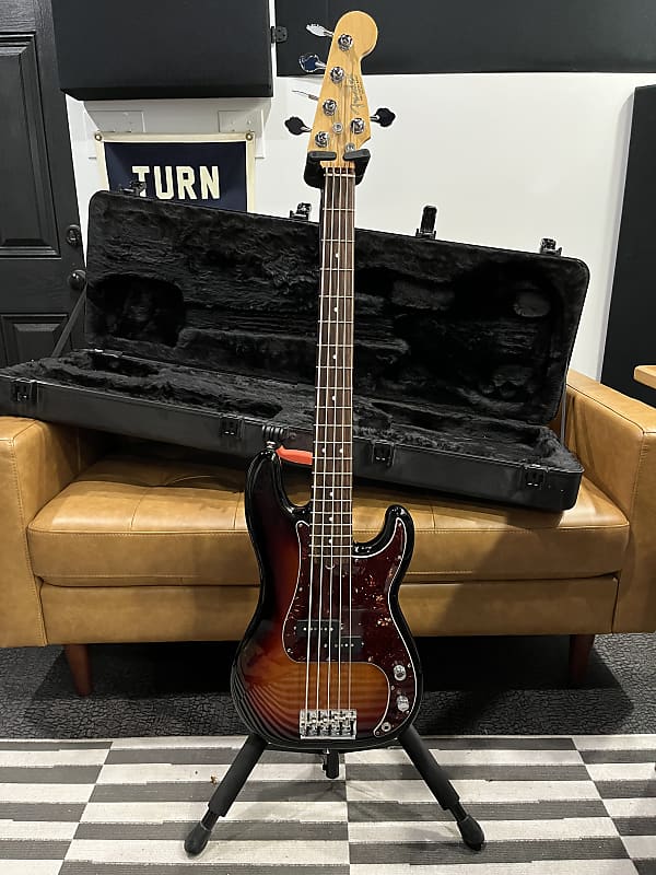 Fender American Standard Precision Bass V 5 String | Reverb