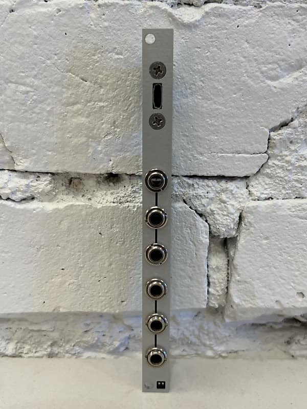 Intellijel USB Expander with 1U & 3U Panels Silver | Reverb