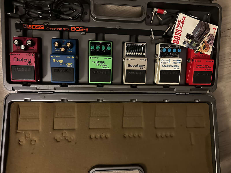 BOSS BCB-6 Vintage Pedalboard with 6 BOSS vintage pedals & | Reverb