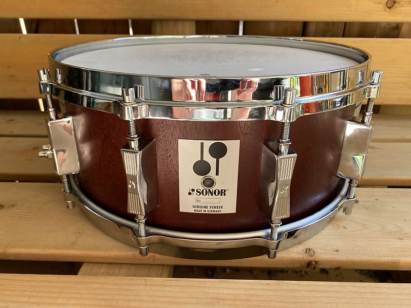SONOR PHONIC MAHOGANY REISSUE SNARE DRUM / 9 PLY BEECH | Reverb Canada SONOR PHONIC MAHOGANY REISSUE SNARE DRUM / 9 PLY BEECH | Reverb Canada