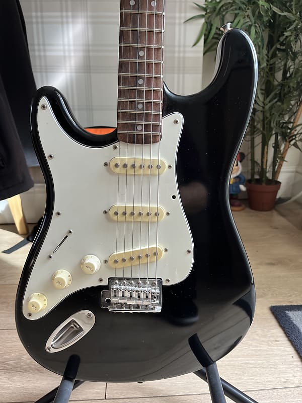 Encore Stratocaster Black | Reverb