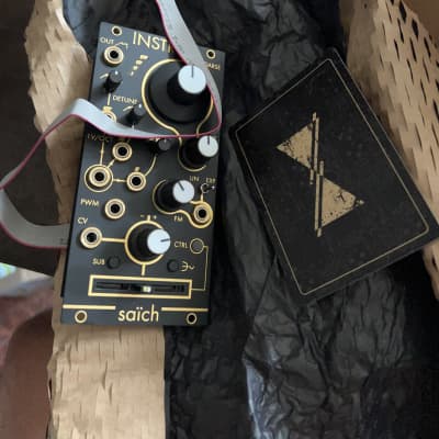 Instruo Saich - Black | Reverb