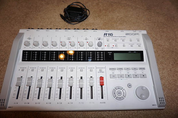 Zoom R16 Multitrack Recorder/Interface w/ 32 GB SD card | Reverb