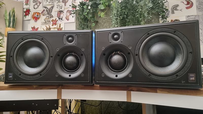 ATC SCM25A pro - Black Pair | Reverb