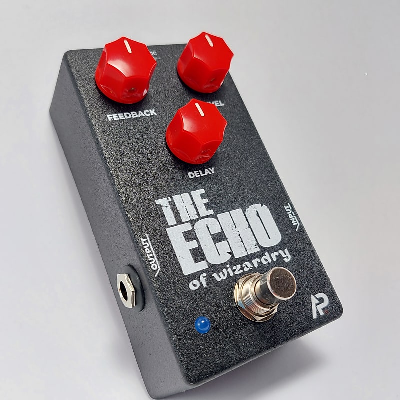 The Echo Of Wizardry Ibanez Soundtank Em5 Echomachine Clone Reverb