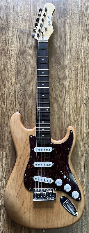 STAGG STRAT STYLE 3/4 SIZE ELECTRIC GUITAR NATURAL (USED) | Reverb