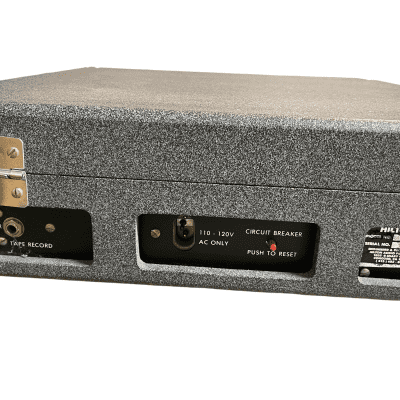 Hilton Micro-75b Turn Table and JBL Speaker | Reverb