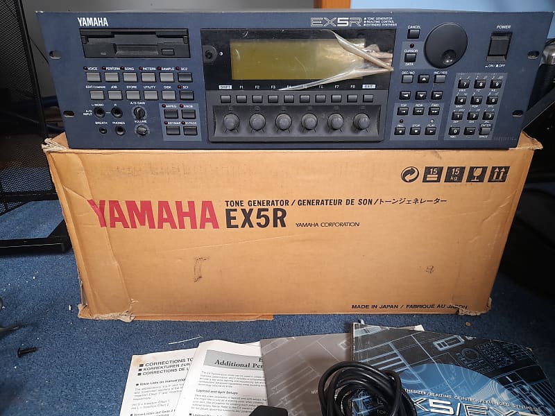Yamaha EX5R 1998 Blue/Black | Reverb Canada
