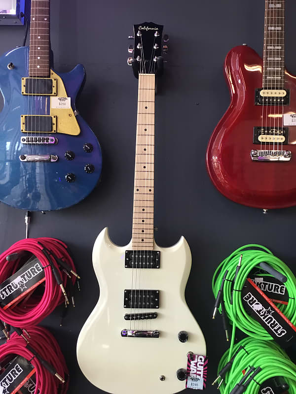 California Sg style White | Reverb