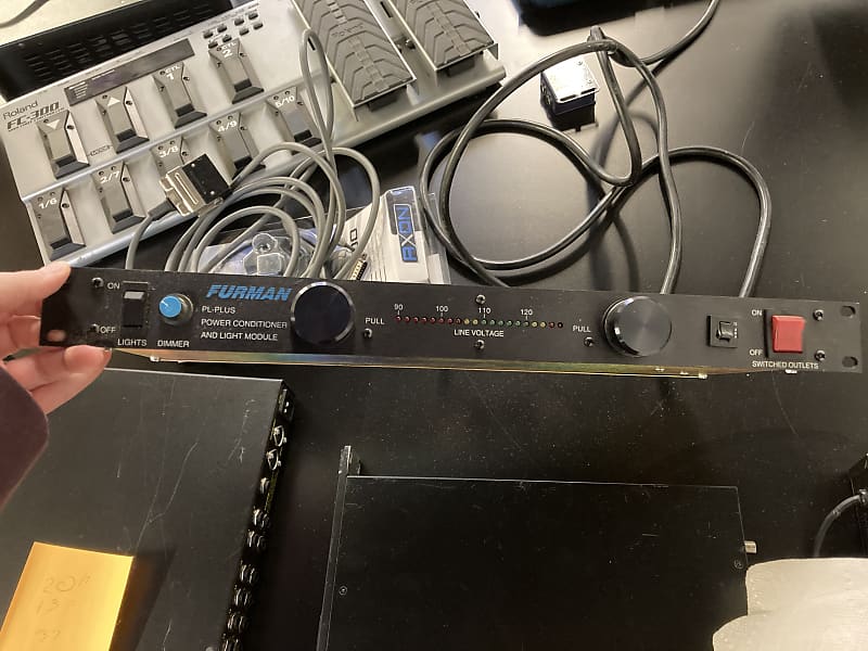 Furman PL-PLUS Power Conditioner/Light Module | Reverb UK