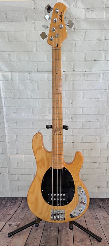 Dillion Limited Edition 5 String Bass Guitar | Reverb