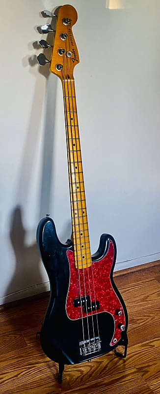 Fender P Bass | Reverb