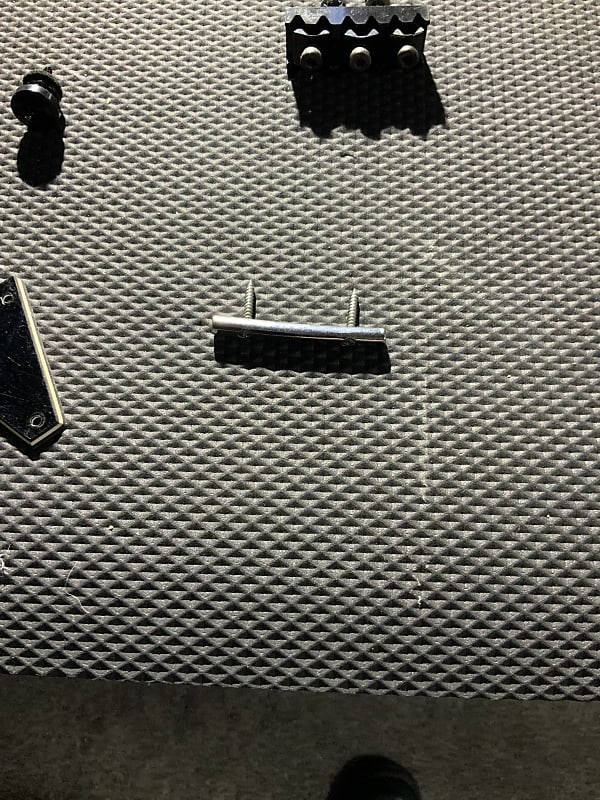 Ibanez String retainer - Chrome | Reverb