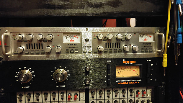 DBX 566 Dual Vacuum Tube Compressor - Stereo / Dual Mono | Reverb