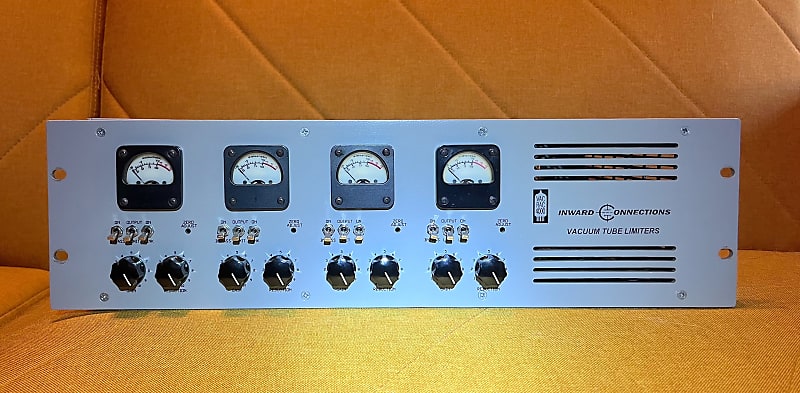 Inward Connections Custom Vac-Rac | Reverb
