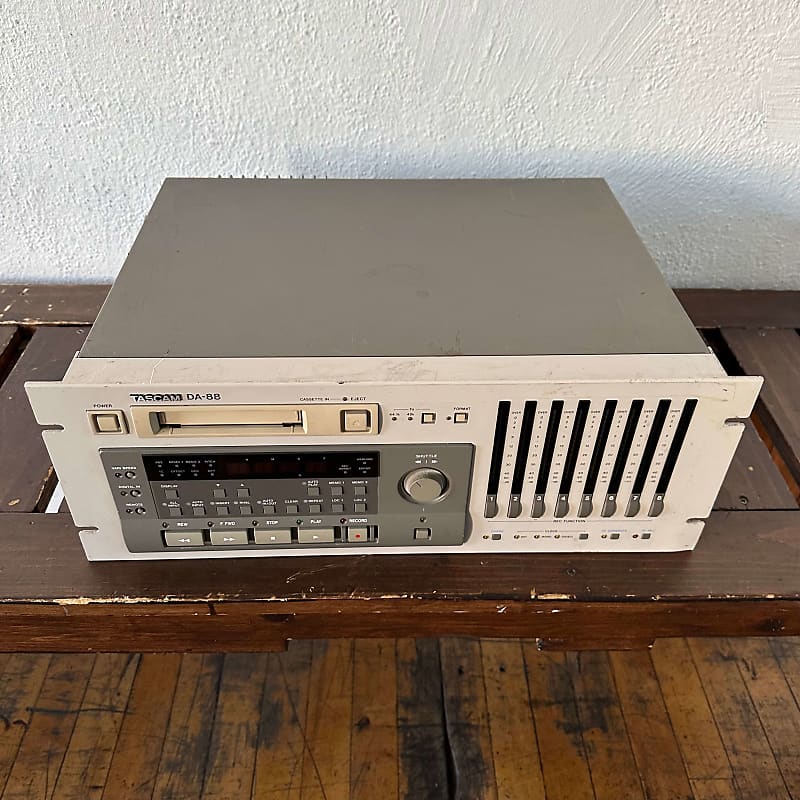TASCAM DA-88 | Reverb