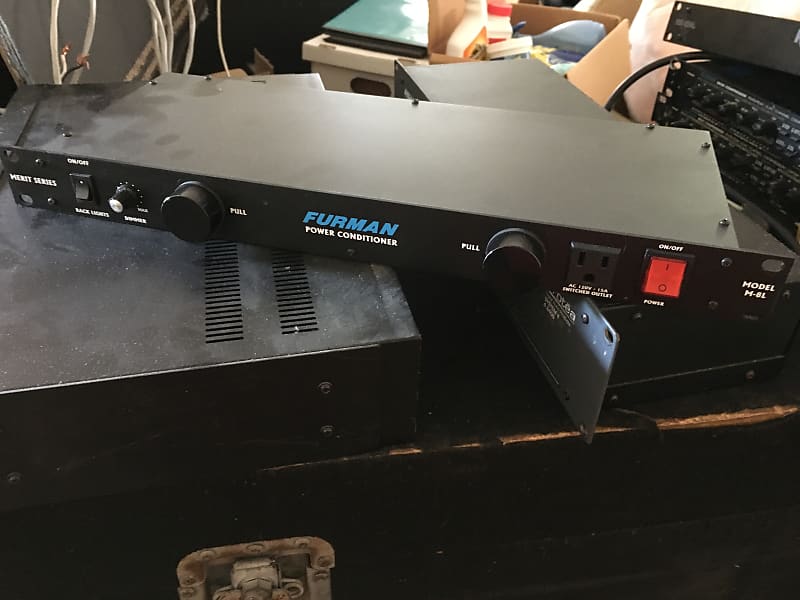 Furman M-8L Power Conditioner | Reverb