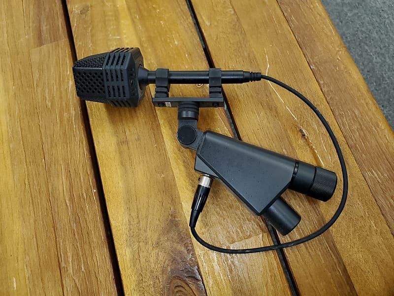 Toa K1 Condenser Mic with screen cover 1 at a time price is | Reverb