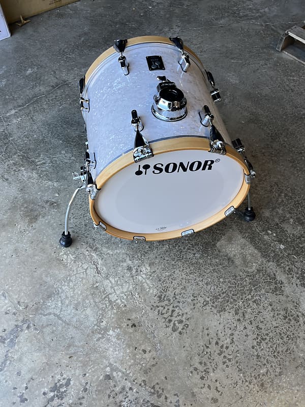 Sonor AQ2 maple bass drum, 16 diameter x 14 deep, - Marine | Reverb Sonor AQ2 maple bass drum, 16 diameter x 14 deep, - Marine | Reverb